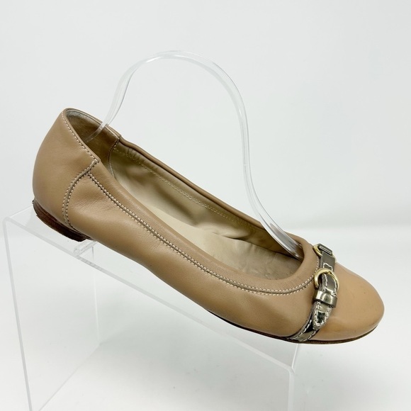 Agl | Shoes | Agl Attilo Giusti Leomrunni Beige Patent Leather Cap Toe ...